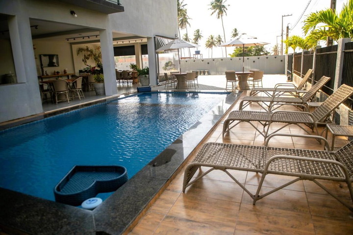 Apto Com Piscina E Salao De Jogos A 100m Da Praia - Japaratinga