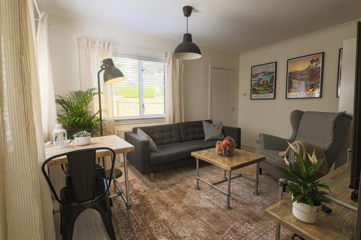 Wee Cottage With Hot Tub In Beautiful Pitlochry - Pitlochry
