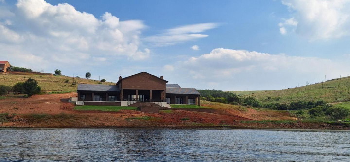 Golden Treasure - Off Grid - Middelburg