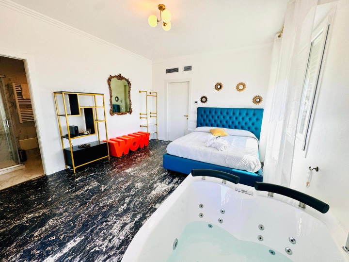 New Seaside Suite Gold - Bordighera