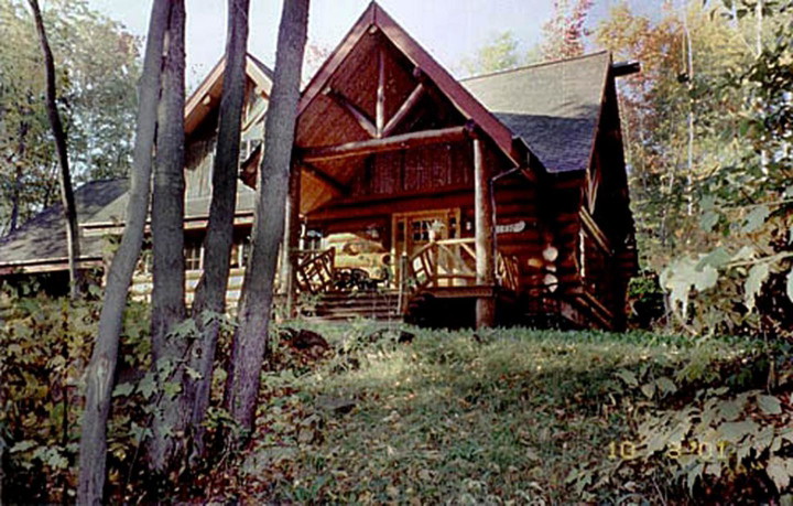 Beautiful Log Cabin With Jacuzzi Bathtub In The Heart Of Adirondack State Park - Saranac Lake, NY