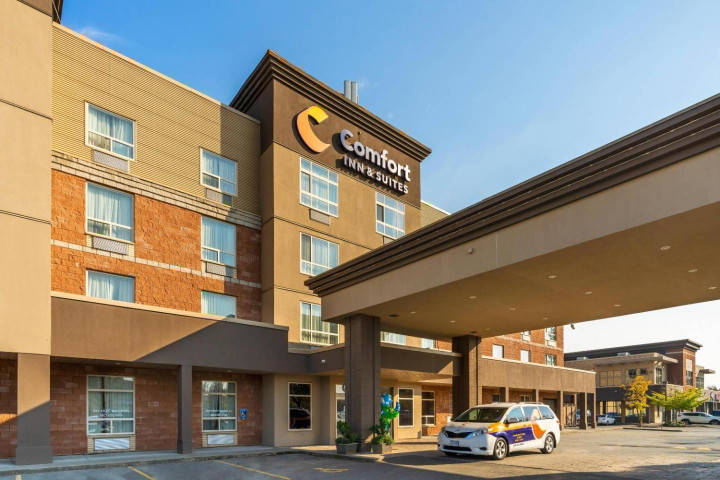 Comfort Inn & Suites Surrey - Langley