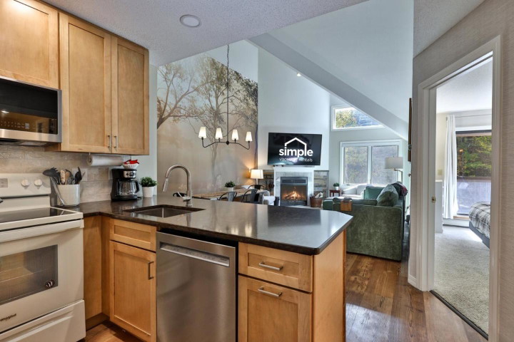 Trailside Loft At Pico - Ski-in, Out Condo With Loft & 2br - Steps To Lift - Rutland, VT