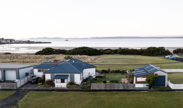 Stanley Beach House With Stunning Nut Views! - Stanley