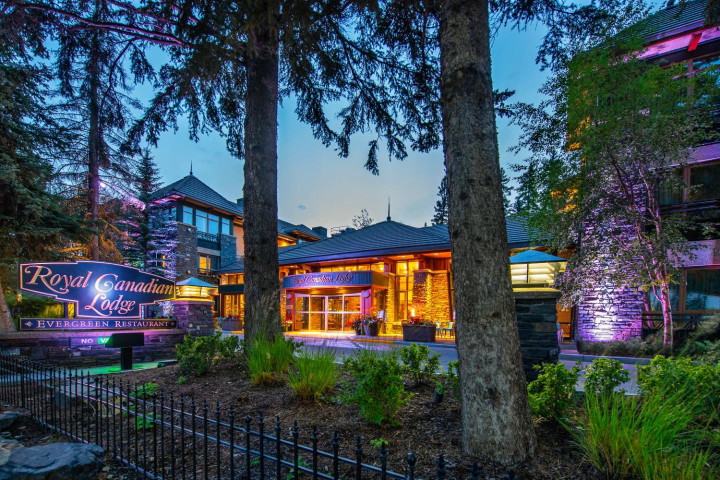 Royal Canadian Lodge - Banff