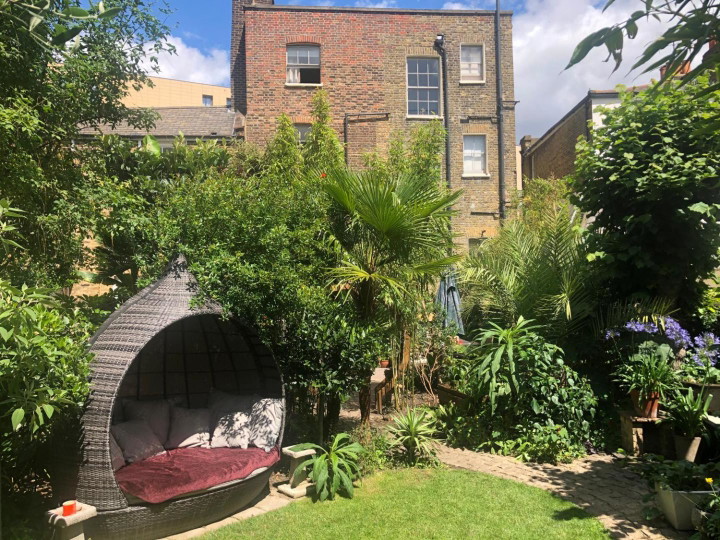 Griffin House Holiday Apartments - London