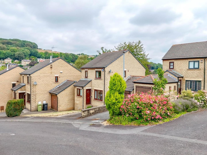 Spacious 3 Bedroom Home With Pool Table And Garden - Halifax, Royaume-Uni