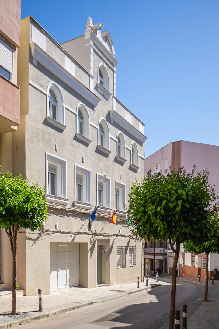 Apartamento Centro Ciudad Patio Cuarenta 2a - Algésiras