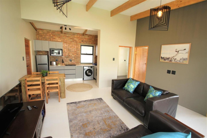 Garden Flat - Walk To The Beach (No Load Shedding) - Plettenberg Bay