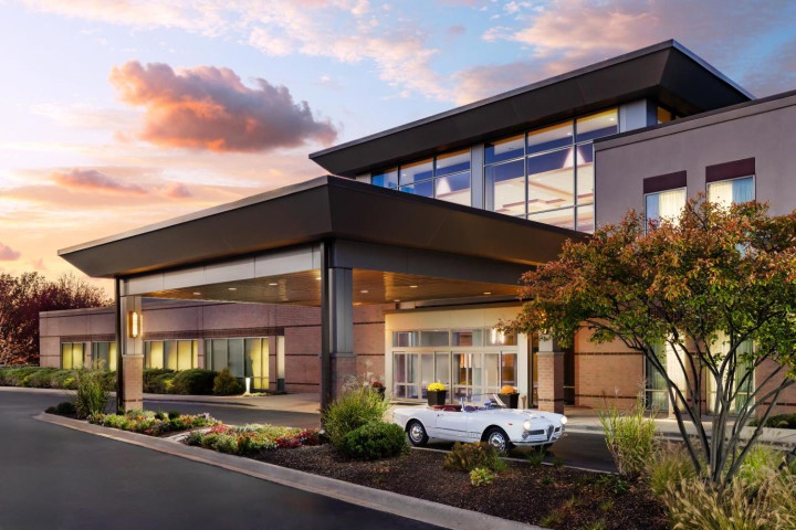 Eaglewood Resort & Spa - Schaumburg, IL