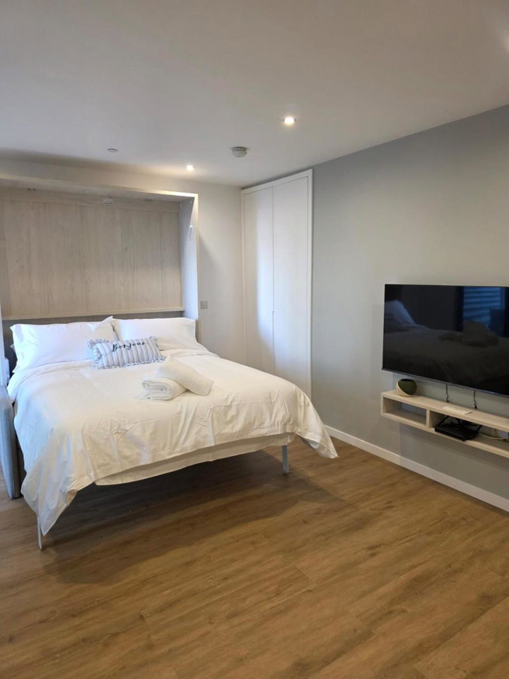Brand New - Studio Apartment - Self Catering - Algeciras