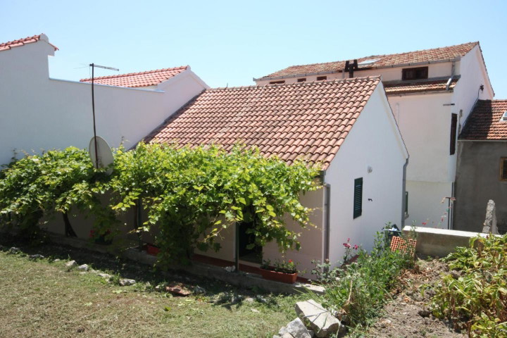 Apartment Zaostrog 6659a - Drvenik