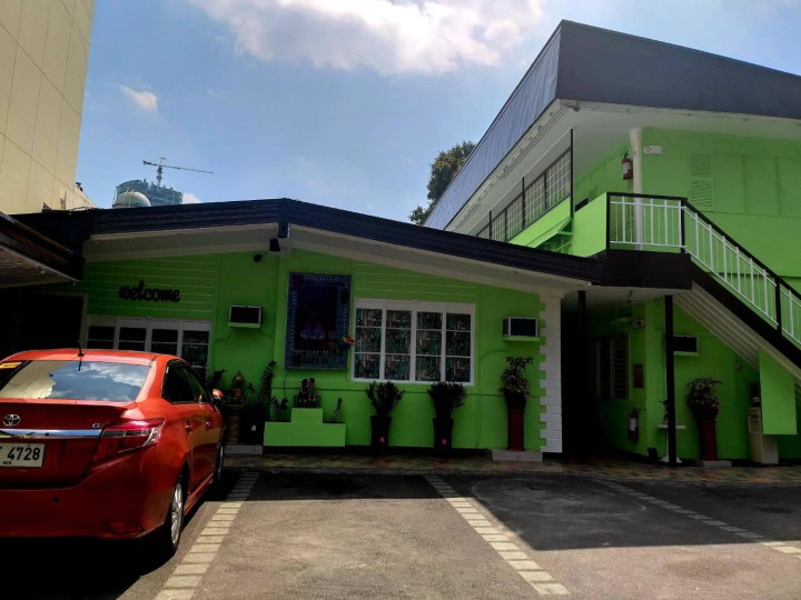 Ambianza Apartelle - Manila