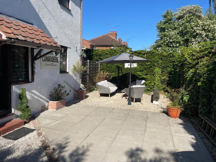 Camaraderie Guest House - York
