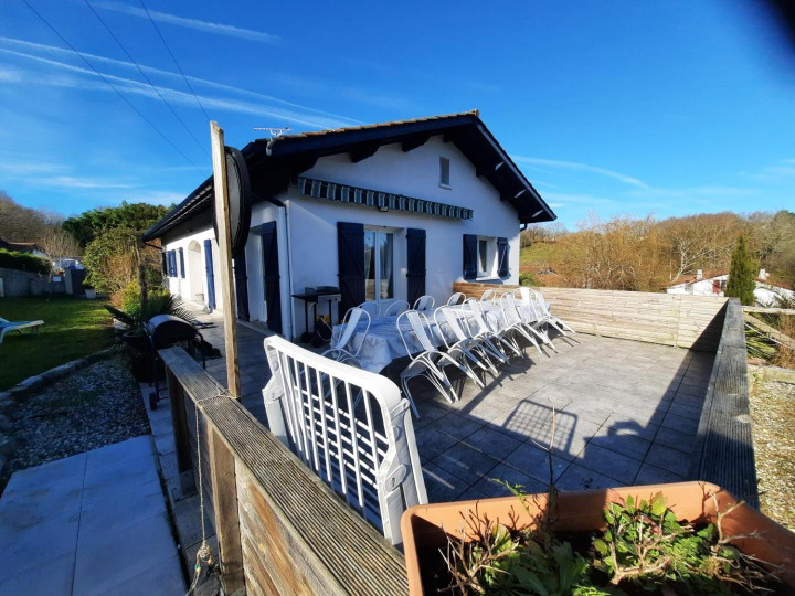 House Swimming Pool 10 Km From Biarritz - Hasparren