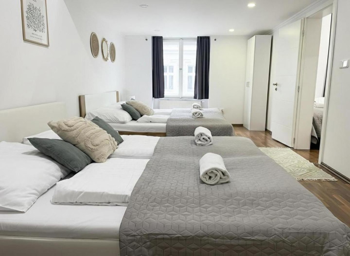 City & River Apartment - Prague
