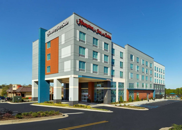 Hampton Inn & Suites Fultondale Birmingham I 65, Al - Birmingham, AL