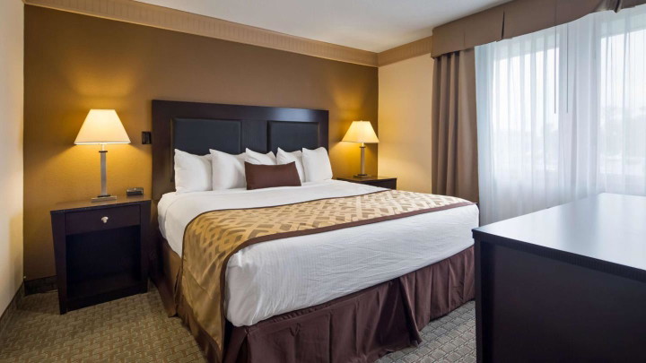 Best Western Plus Concordville Hotel - Malvern, PA