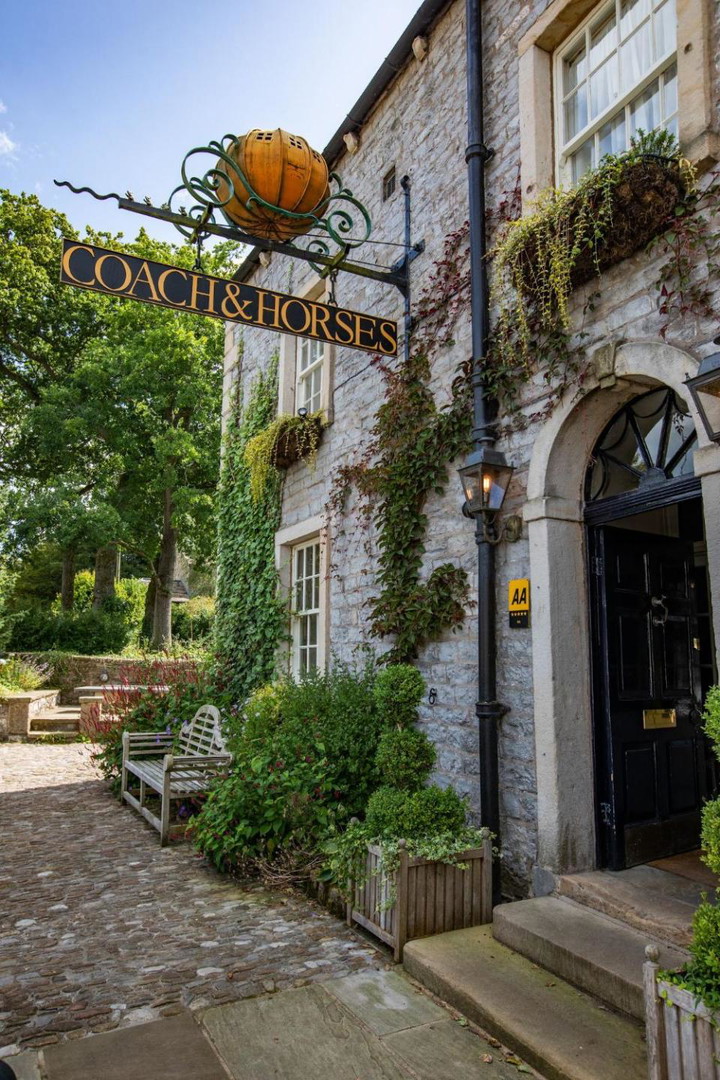 The Coach And Horses - 클리더로