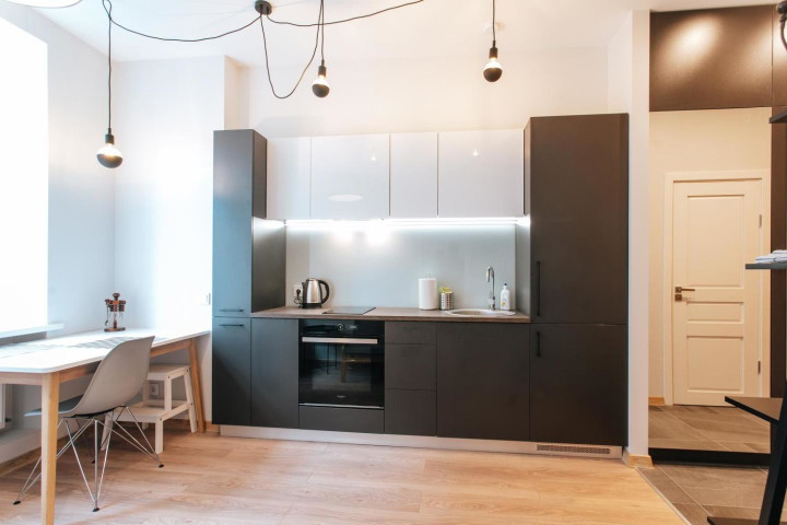 Central Comfort At Hanzas Residence, Stay Near Cafes, Bars, Museums & Esplanade - Latvia