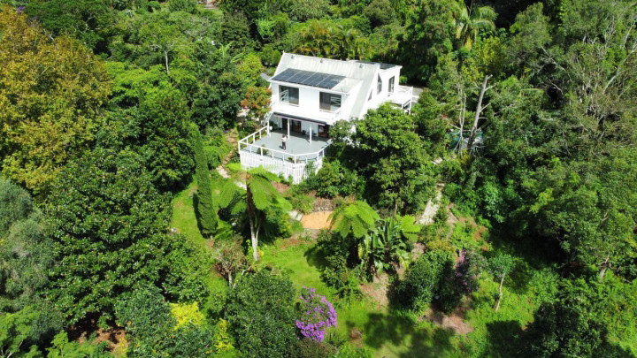 The Metta House - Tamborine Mountain