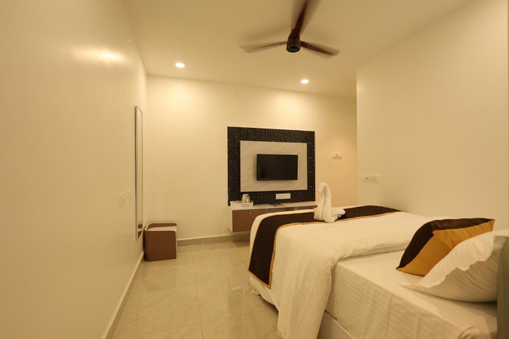 Bluora Stayhome & Rooms - Tirupati