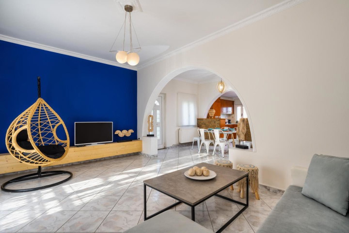 Downton Fira 2-bed Apt Sleeps 6 Pet Friendly - Santorini