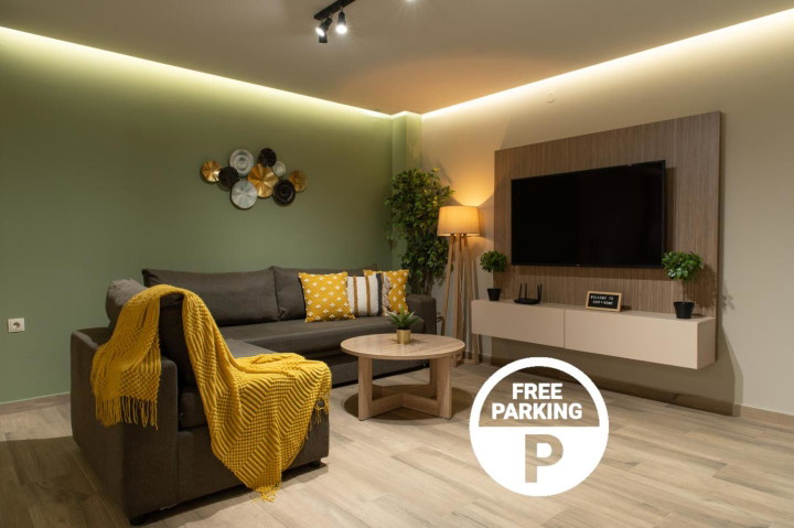 Stylishly Decorated House - Free Private Parking & Fibre Internet! - Héraklion