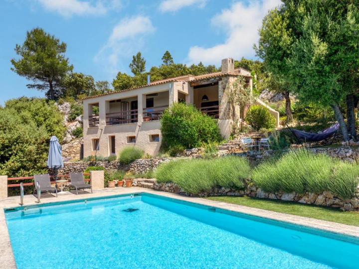 Villa With Heated Pool, Pétanque, Spa & View - Tourtour
