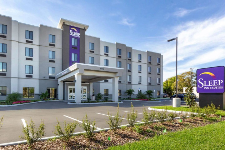 Sleep Inn & Suites Tampa South - Tampa, FL