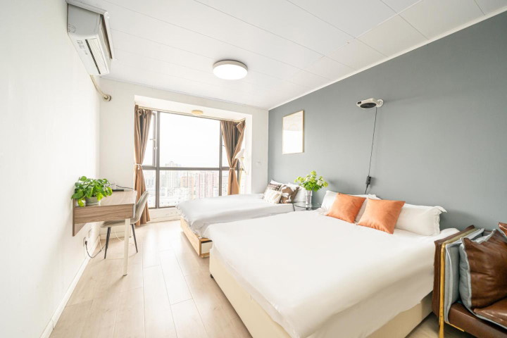 Xinchen - Paris Fashion City Landmark View 2 Queen Beds Flat - Shanghai