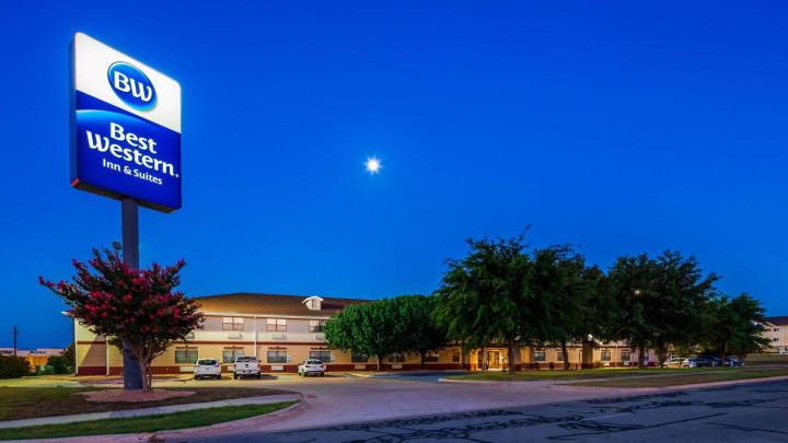 Best Western Inn & Suites - Killeen