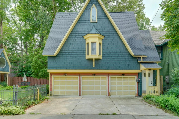 6 Mi To Dtwn! Historic Haven In Cleveland - Cleveland, OH