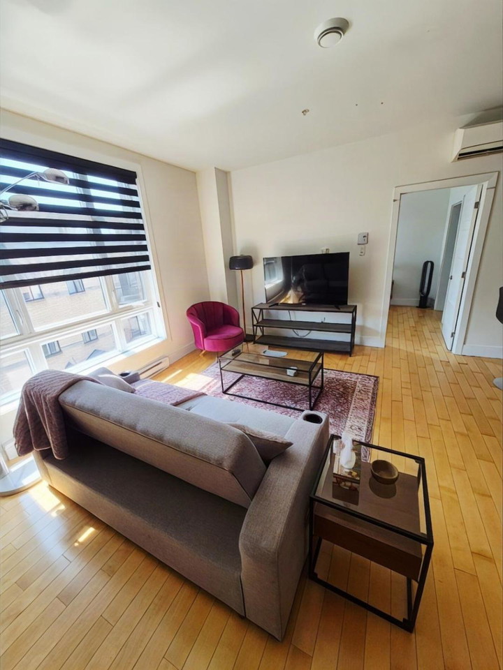 Luxurious & Spacious Stay In The Heart Of Montreal - Montreal