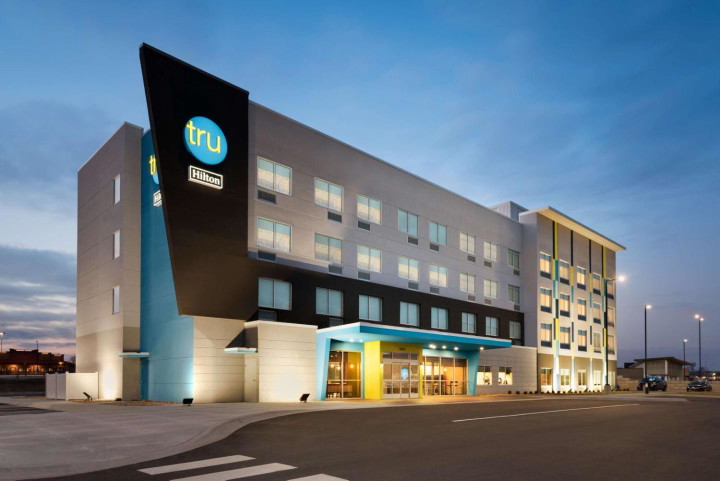 Tru By Hilton Cedar Rapids Westdale - Cedar Rapids, IA