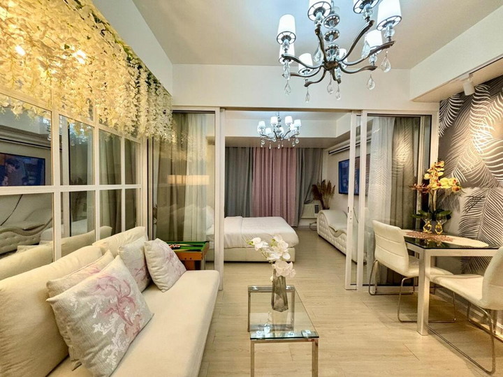 Home Sweet Home - Azure - Parañaque