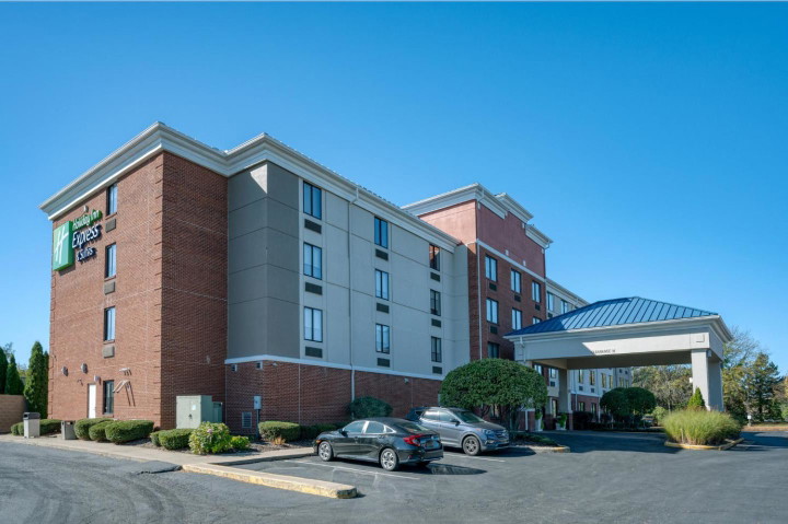 Holiday Inn Express Hotel & Suites Columbus Airport By Ihg - New Albany, OH