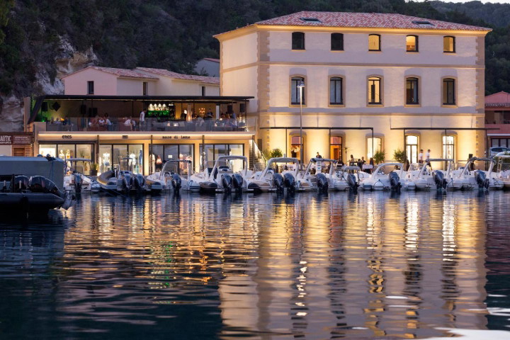 Hotel Centre Nautique - Corse-du-Sud