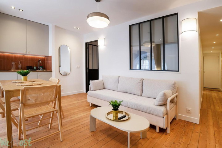 Sublime 2-bedroom Apartment - Historical Center - Talence