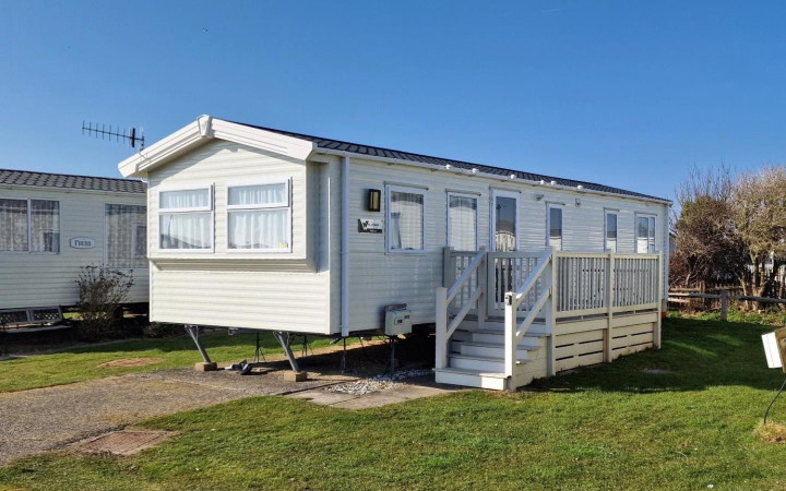 Brookside Holiday Retreat, West Sands - West Sussex