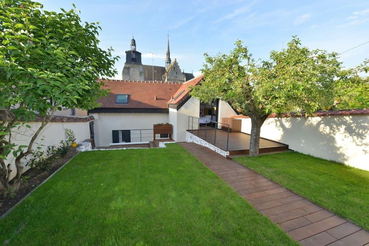 Maison Entièrement Rénové De 4 Pièces - Eure-et-Loir