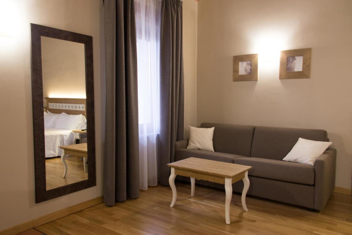 Hotel Sesmones - Lodi