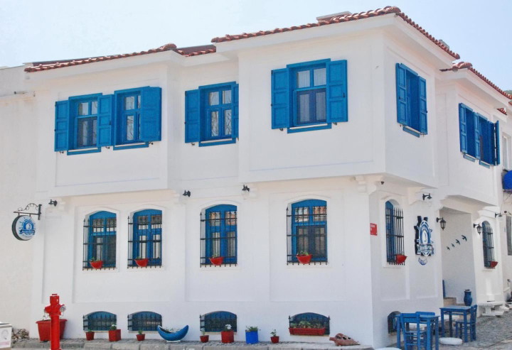 Necdet Kaptan Butik Otel - Bozcaada