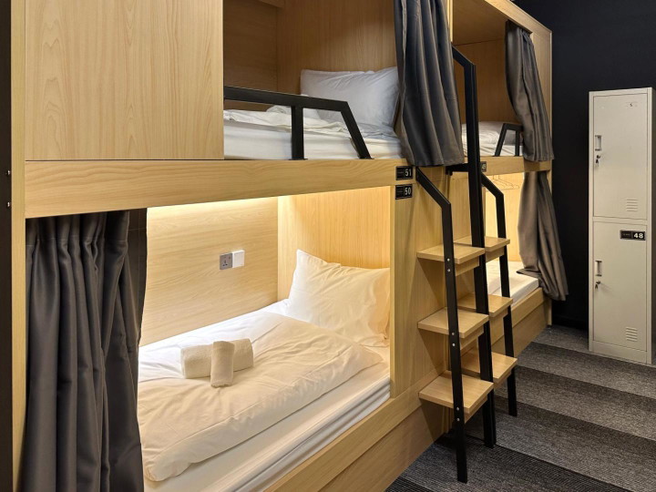 The Room Capsule Hotel - Singapour