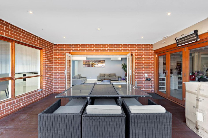 Stylish Taylors Hill Kingdom - Melton
