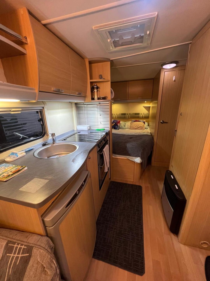 Modern And Spacefull Caravan In ŌTautahi - Christchurch