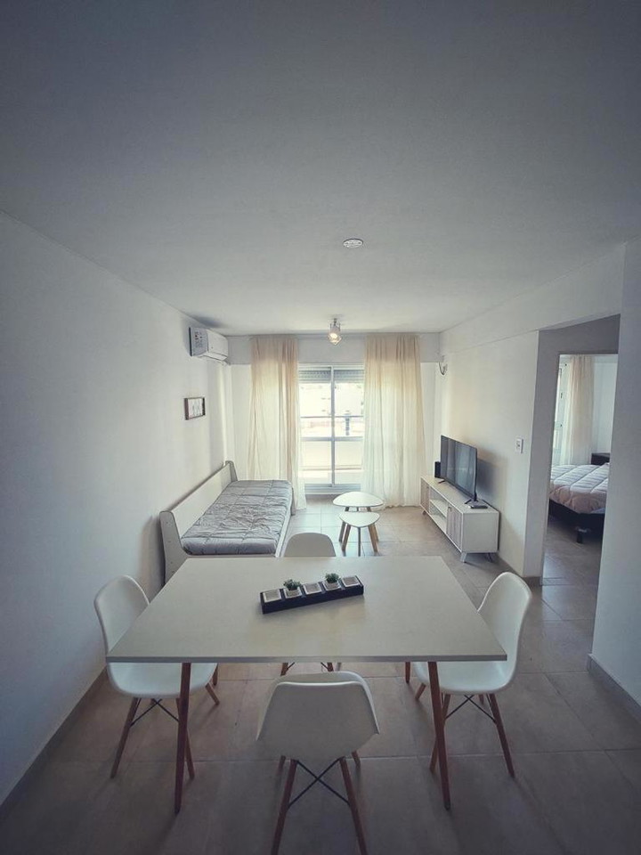 Moderno Departamento En Zona Céntrica. - Rosario