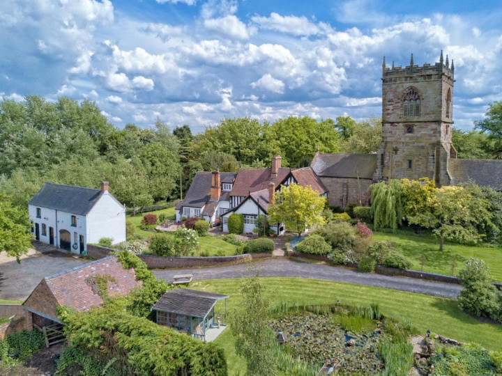 Lapley Manor Lodge - Shropshire