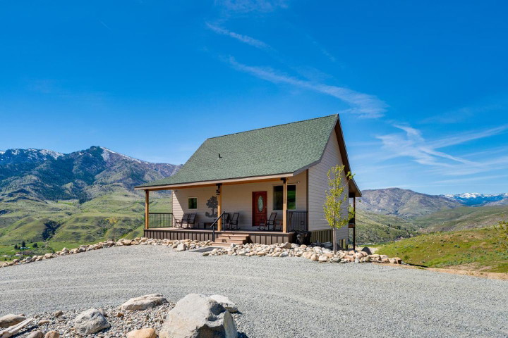 Pateros Home W/ Deck, 7 Mi To Alta Lake Park! - Lake Chelan, WA
