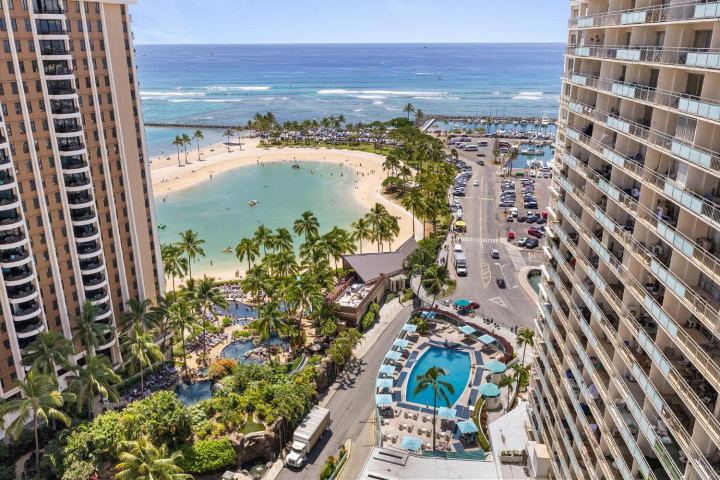 16 Free Parking Ocean 1b Waikiki - Honolulu, HI